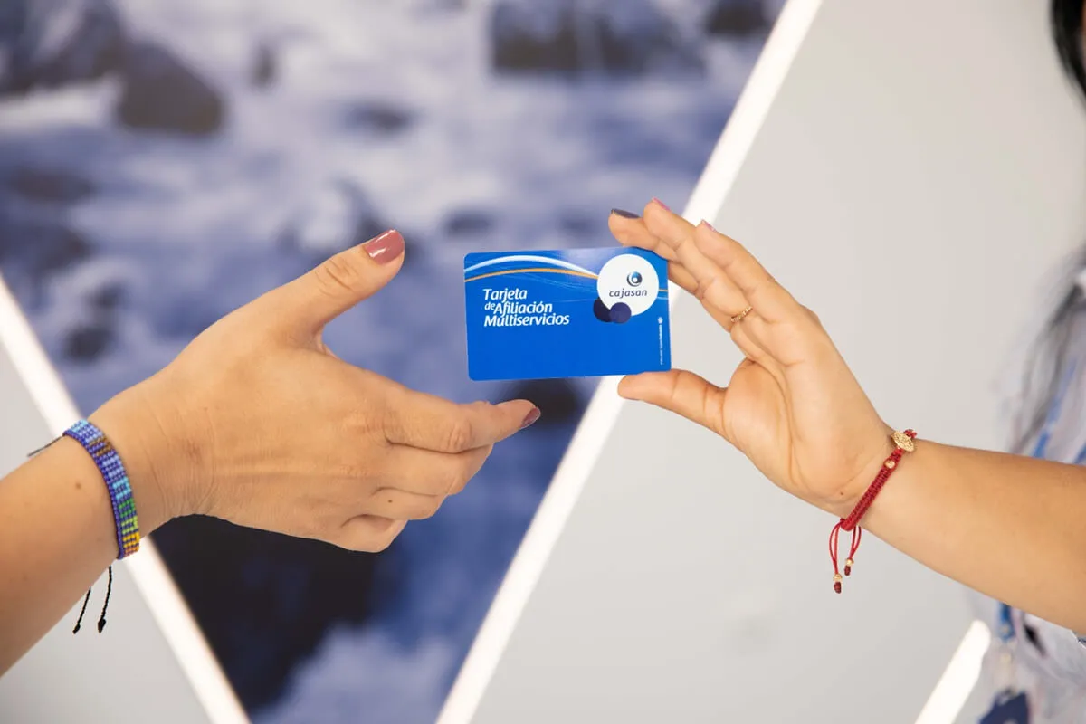 Descubre cómo usar y redimir la cuota monetaria - Cajasan Empresas